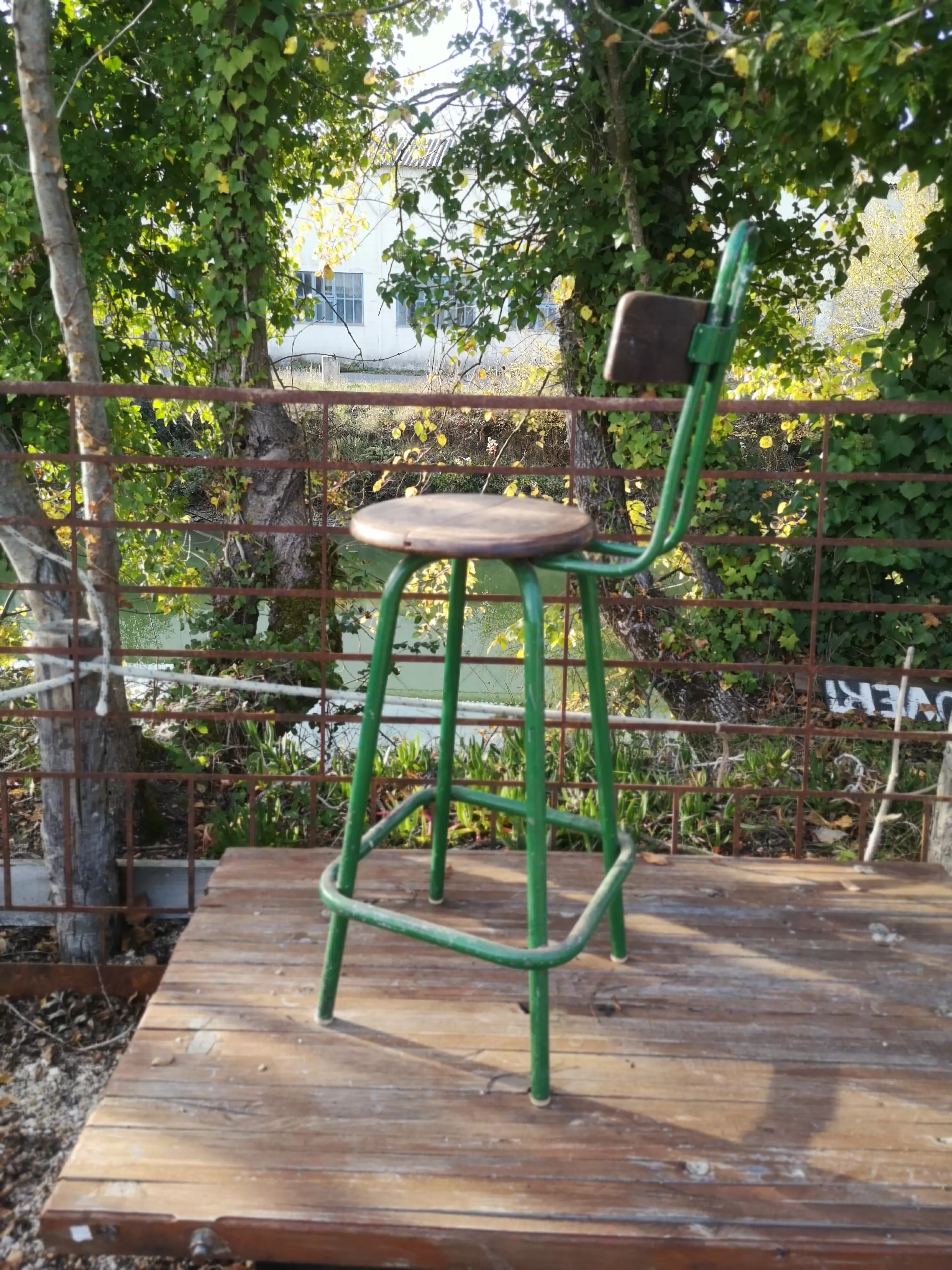 Industrial design stool | Brikbroc, online flea market